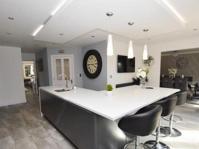 4 Bedroom Detached House For Sale In Lowton, Warrington