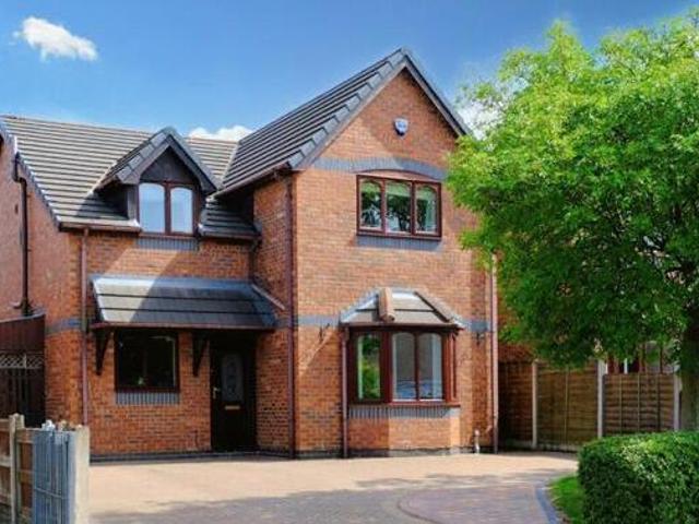 4 Bedroom Detached House For Sale In Lowton, Warrington