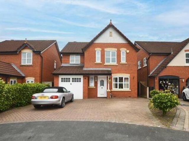 4 Bedroom Detached House For Sale In Lowton, Warrington