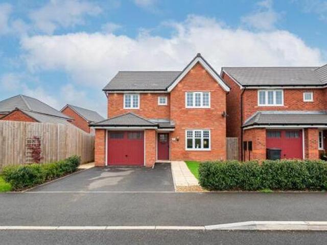 4 Bedroom Detached House For Sale In Lowton
