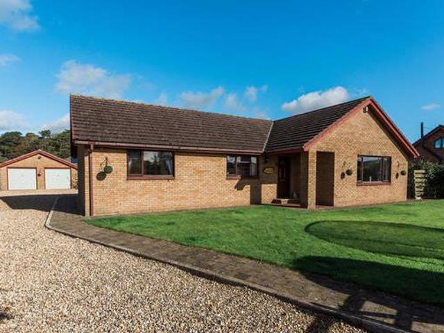 4 bedroom detached house for sale in Loanwath Road Gretna DG16