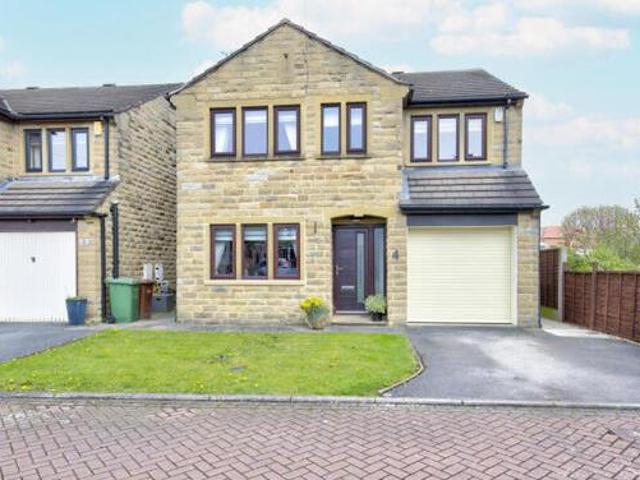 4 Bedroom Detached House For Sale In Lofthouse Gate