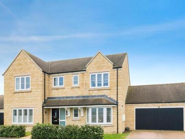 4 Bedroom Detached House For Sale In Long Hanborough
