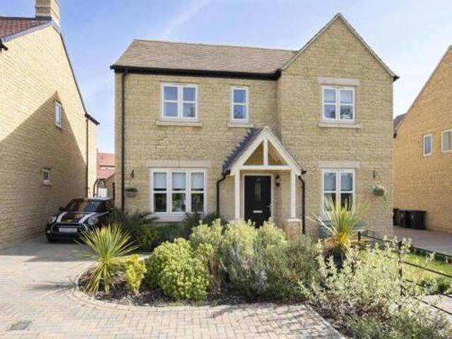 4 Bedroom Detached House For Sale In Long Hanborough