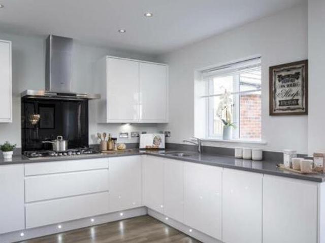 4 Bedroom Detached House For Sale In Long Marston, Cv37 8yh