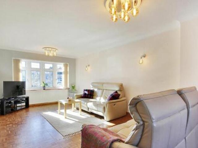 4 Bedroom Detached House For Sale In Longfield, Kent