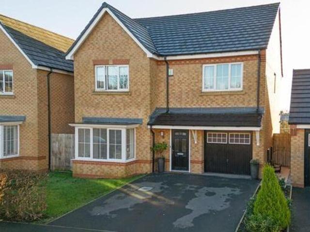4 Bedroom Detached House For Sale In Longridge, Lancashire