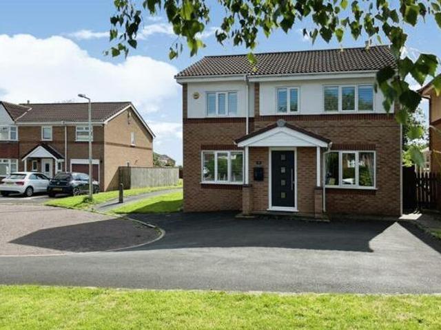 4 Bedroom Detached House For Sale In Longridge