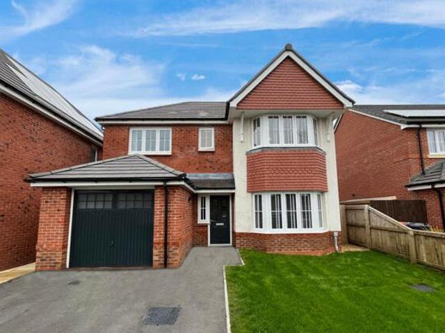 4 Bedroom Detached House For Sale In Longridge