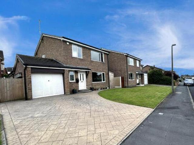 4 Bedroom Detached House For Sale In Longridge