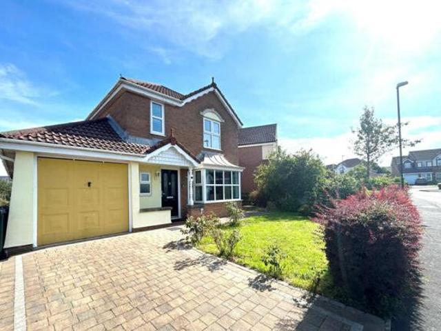 4 Bedroom Detached House For Sale In Longridge