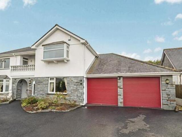 4 Bedroom Detached House For Sale In Longstone