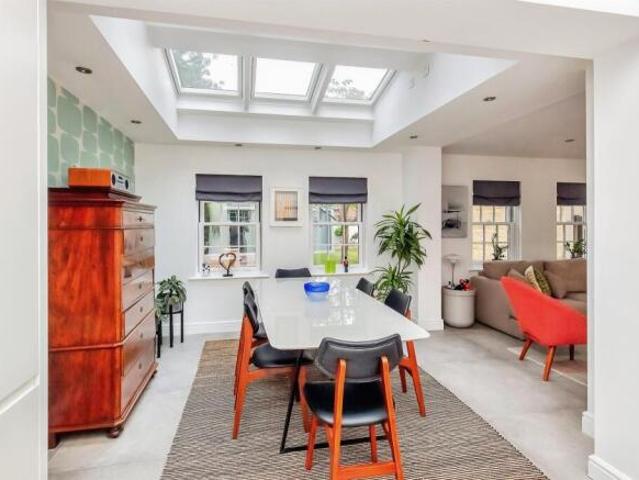4 bedroom detached house for sale in Longthorpe Green, Peterborough, PE3