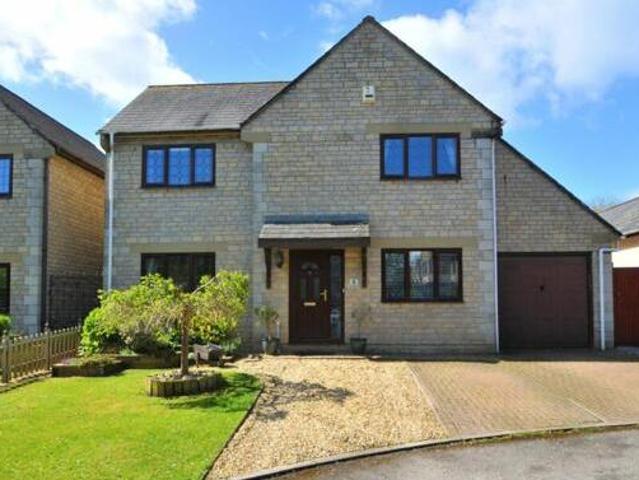 4 Bedroom Detached House For Sale In Longwell Green, Bristol