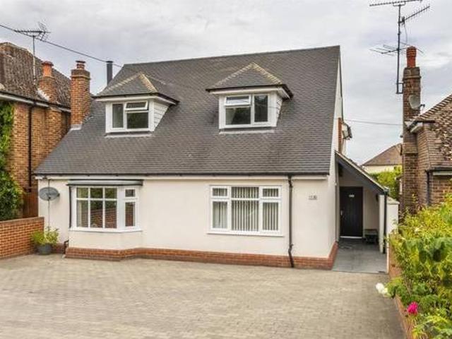 4 bedroom detached house for sale in London Road Faversham ME13