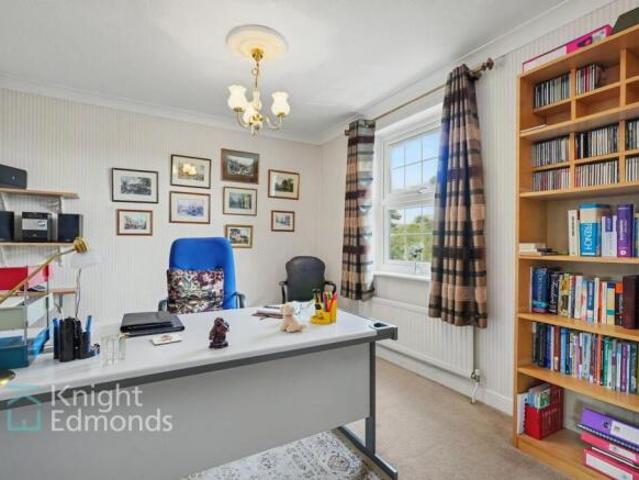 4 bedroom detached house for sale in London Road, Maidstone, ME16