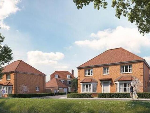 4 Bedroom Detached House For Sale In London