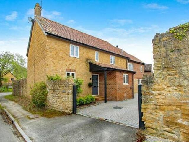 4 Bedroom Detached House For Sale In Lopen, South Petherton