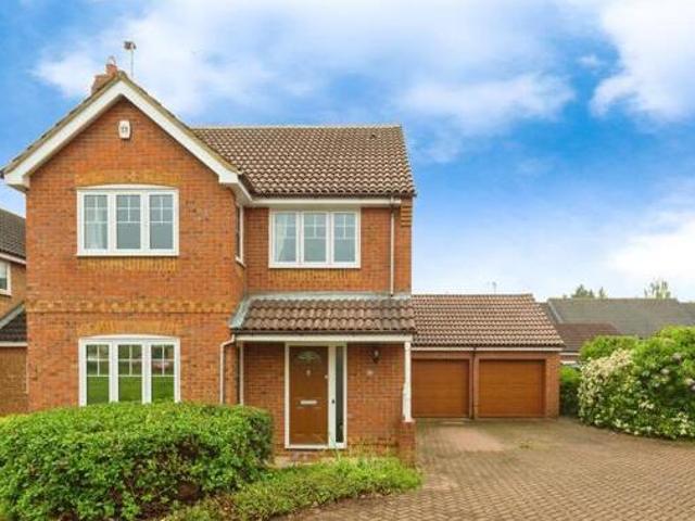 4 Bedroom Detached House For Sale In Lavender Grange