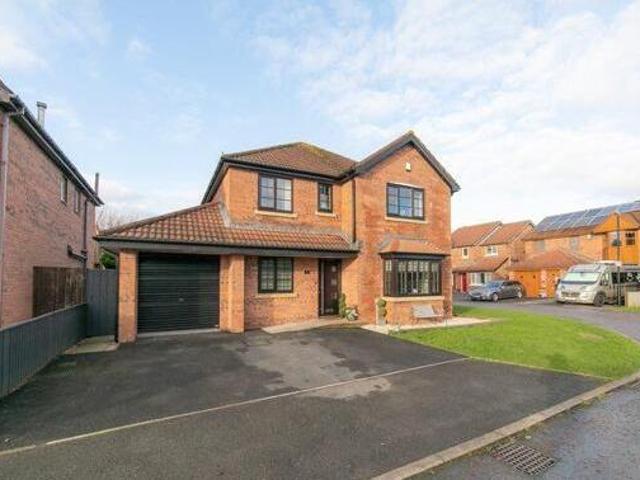 4 Bedroom Detached House For Sale In Lavender Way, Preesall