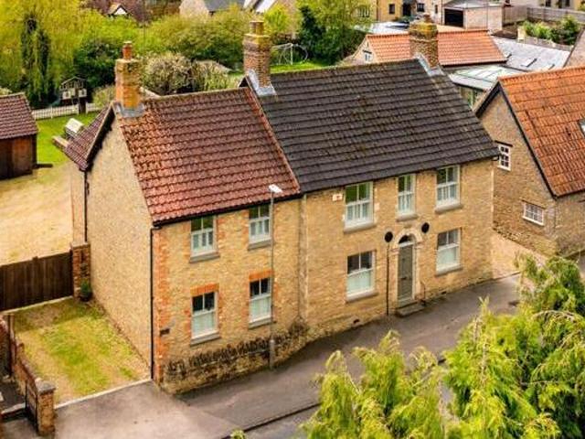 4 Bedroom Detached House For Sale In Lavendon, Buckinghamshire