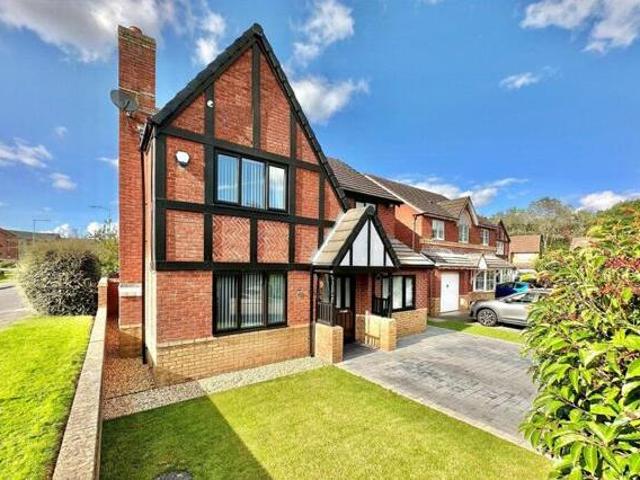 4 Bedroom Detached House For Sale In Lawley Bank, Telford
