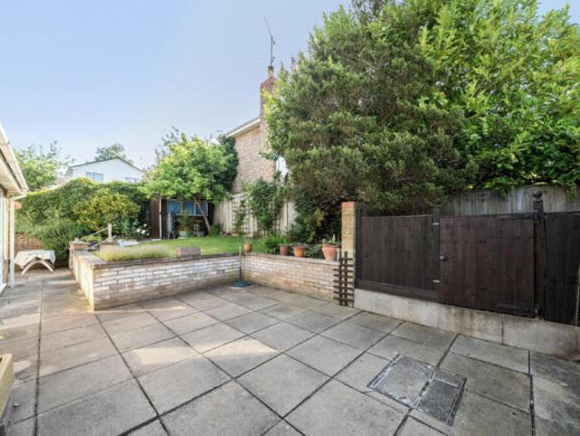 4 bedroom detached house for sale in Lawrence Close, Charlton Kings, Cheltenham, GL52