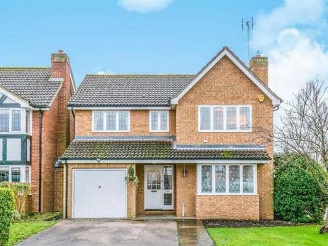 4 bedroom detached house for sale in Lawrence Avenue Ware Hertfordshire SG12 SG12