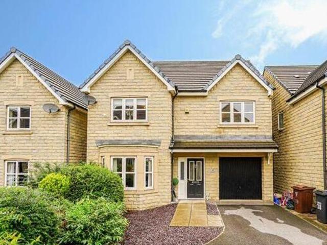 4 Bedroom Detached House For Sale In Laisterdyke, Bradford