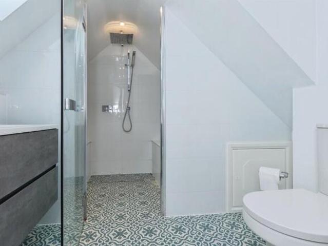 4 bedroom detached house for sale in Lake Drive, Poole, BH15