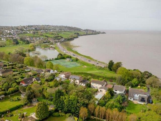 4 Bedroom Detached House For Sale In Lake Grounds