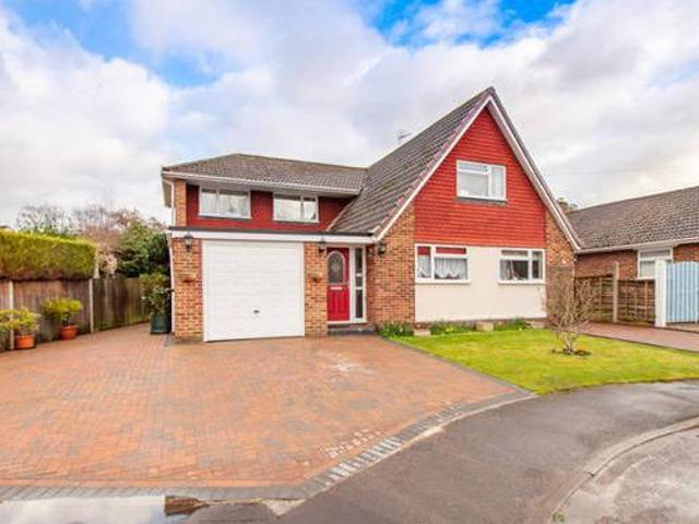 4 bedroom detached house for sale in Lambert Crescent Blackwater Surrey GU17