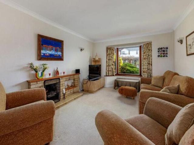 4 bedroom detached house for sale in Lamintone Drive, Leamington Spa, CV32