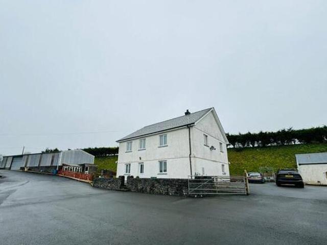 4 Bedroom Detached House For Sale In Lampeter