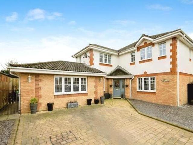 4 Bedroom Detached House For Sale In Lanark