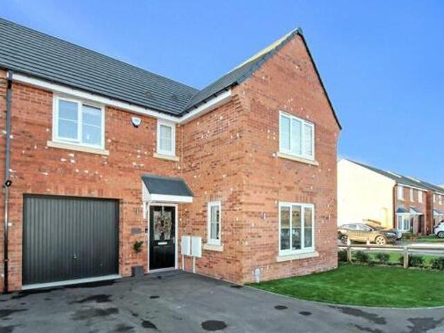 4 Bedroom Detached House For Sale In Langthorpe