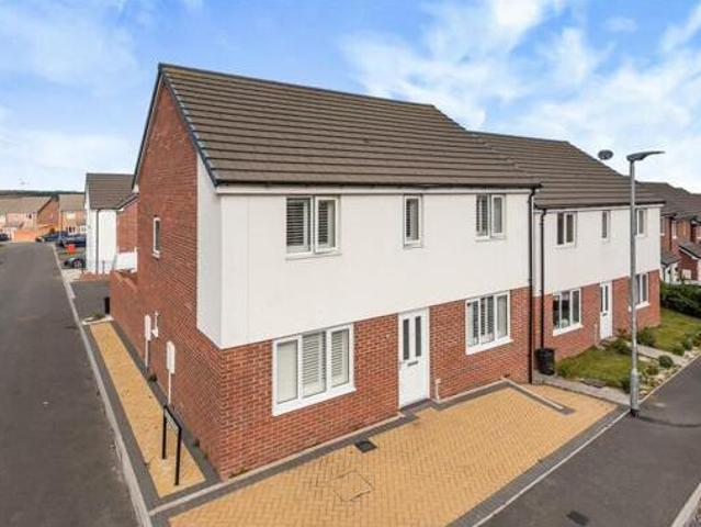 4 Bedroom Detached House For Sale In Lane