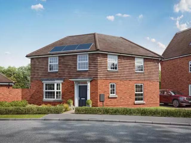 4 bedroom detached house for sale in Lapwing Drive, Hampton In.