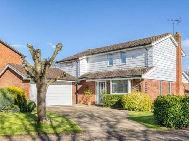 4 Bedroom Detached House For Sale In Letchworth Garden City