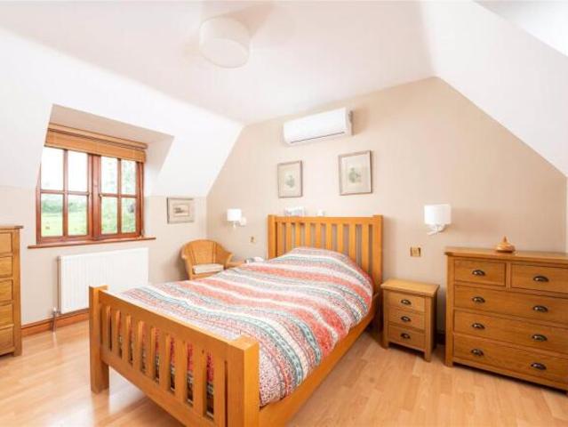 4 bedroom detached house for sale in Leys Road, Loughton, Milton Keynes, Buckinghamshire, MK5