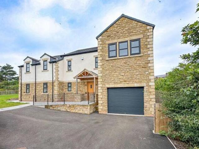 4 Bedroom Detached House For Sale In Lead Road, Greenside