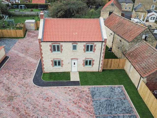 4 Bedroom Detached House For Sale In Leadenham