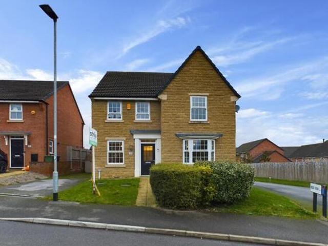 4 Bedroom Detached House For Sale In Leeds