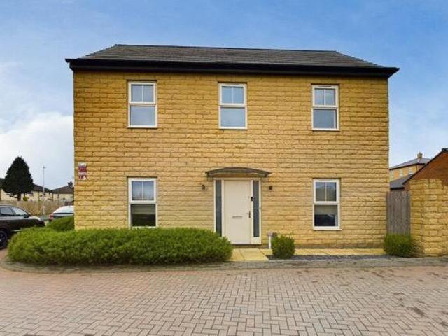 4 Bedroom Detached House For Sale In Leeds