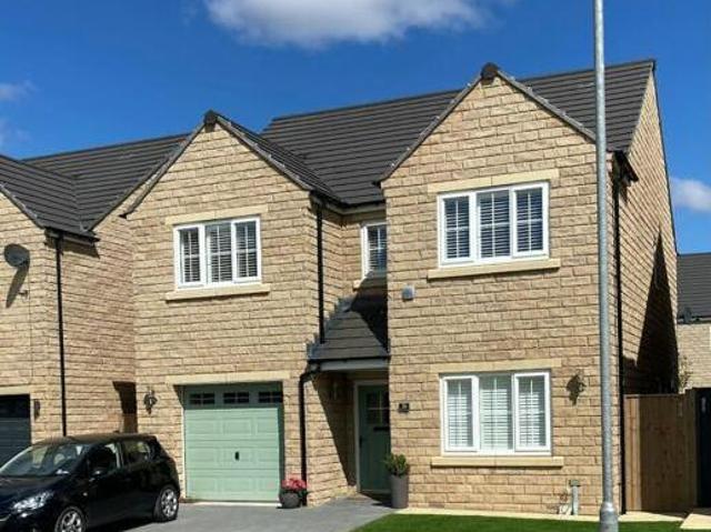 4 Bedroom Detached House For Sale In Leeds