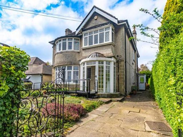 4 Bedroom Detached House For Sale In Leeds