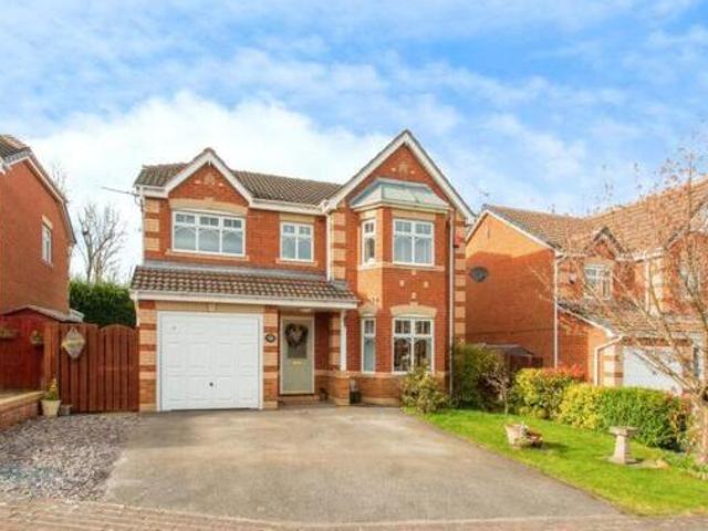 4 Bedroom Detached House For Sale In Leeds