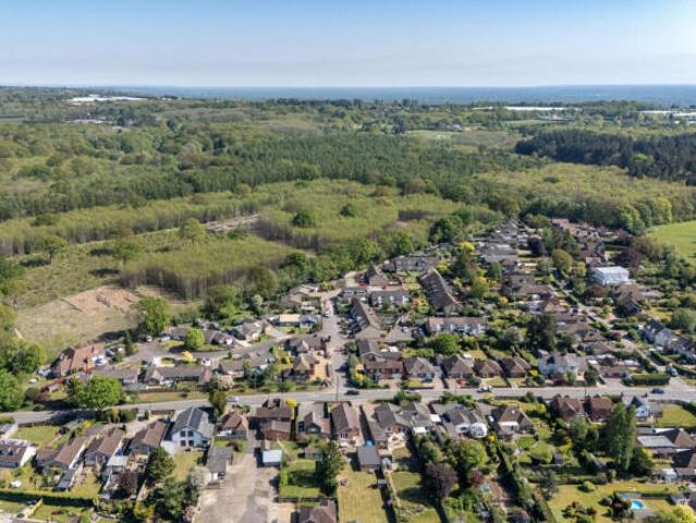 4 bedroom detached house for sale in Leeds Road, Maidstone, ME17