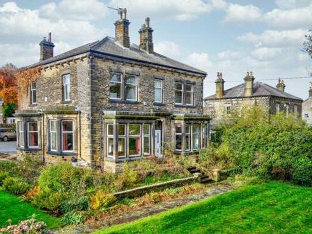 4 Bedroom Detached House For Sale In Leeds, West Yorkshire