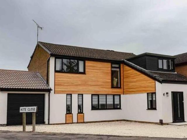 4 Bedroom Detached House For Sale In Leicester, Leicestershire